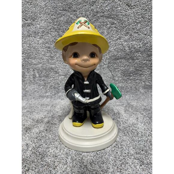 No Brand | Accents | Vintage Atlantic Mold Ceramic Firefighter Boy ...